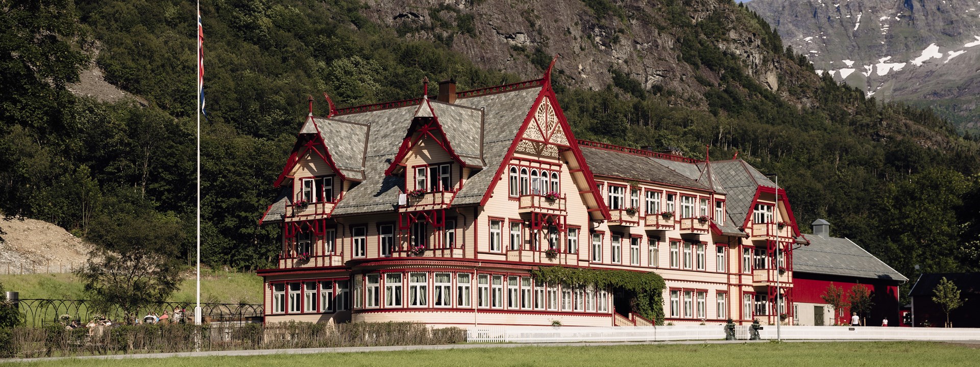 The hotel • Hotel Union Øye